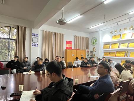 武汉大学晏宁教授受邀来我校作学术报告-环境与化工清洁生产实验中心